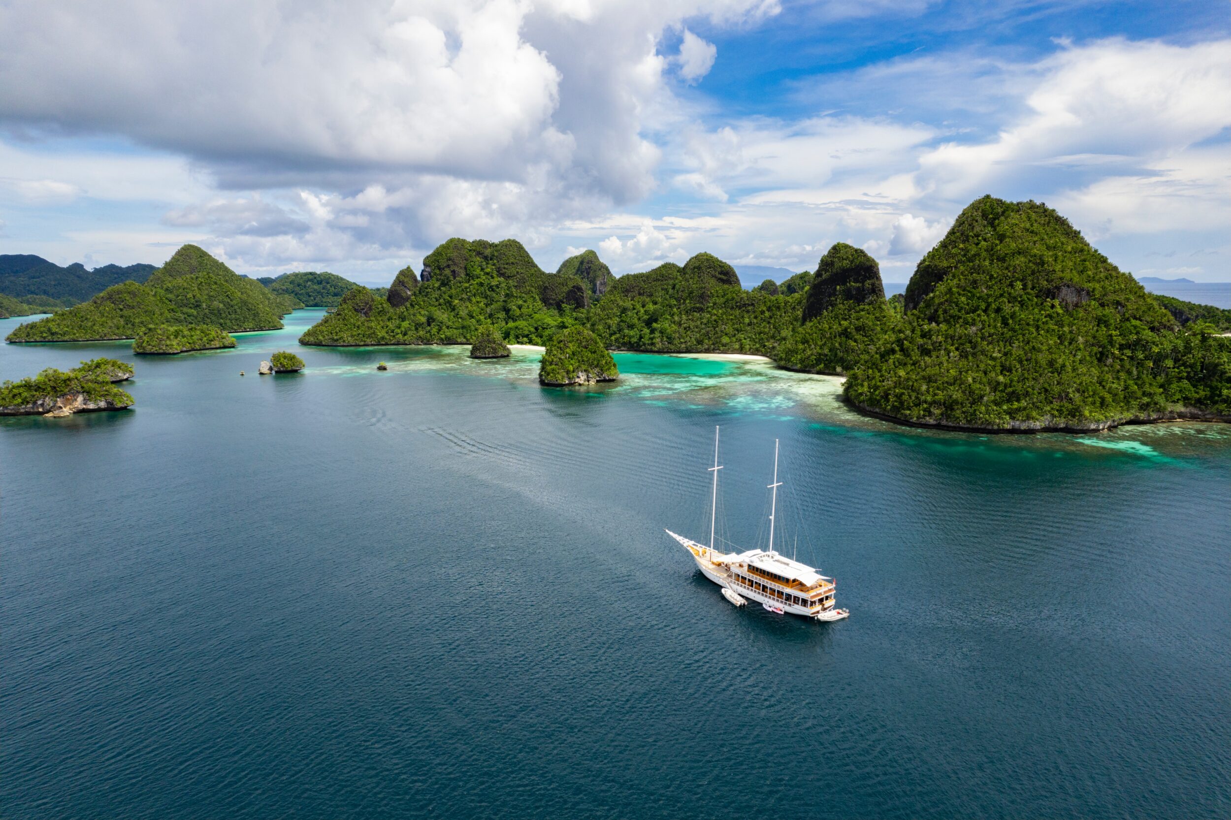 Luxury sailing through The Last Paradise with Cait + Andy - Best In Travel